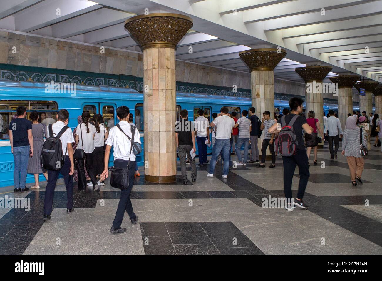 Paxtakor Metro, Tashkent, Uzbekistan Stock Photo - Alamy
