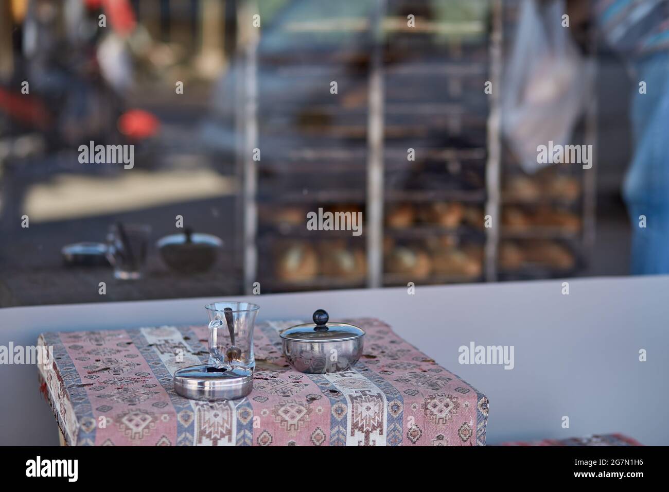 Empty plate poor hi-res stock photography and images - Alamy