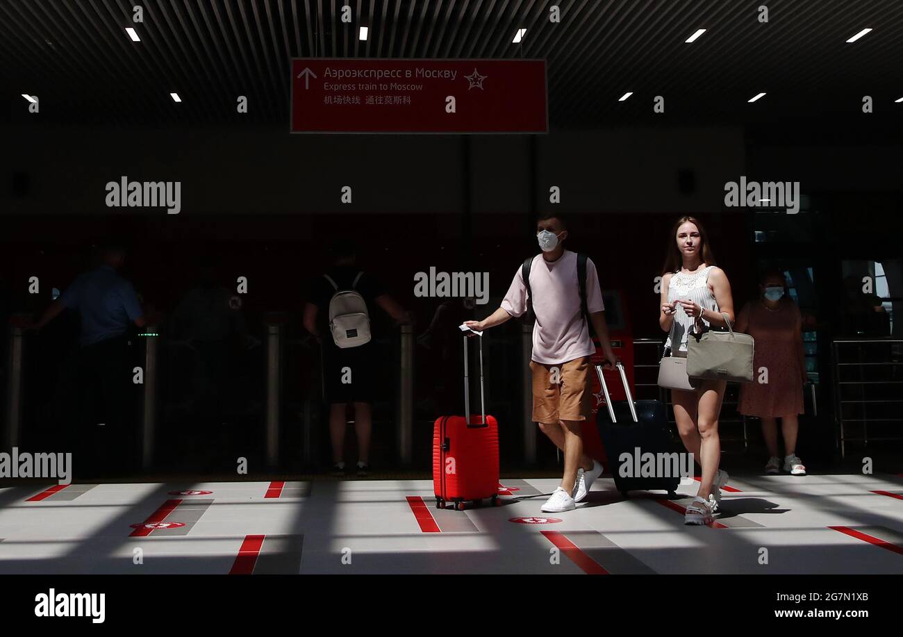 Two Storey Terminal Building High Resolution Stock Photography and ...