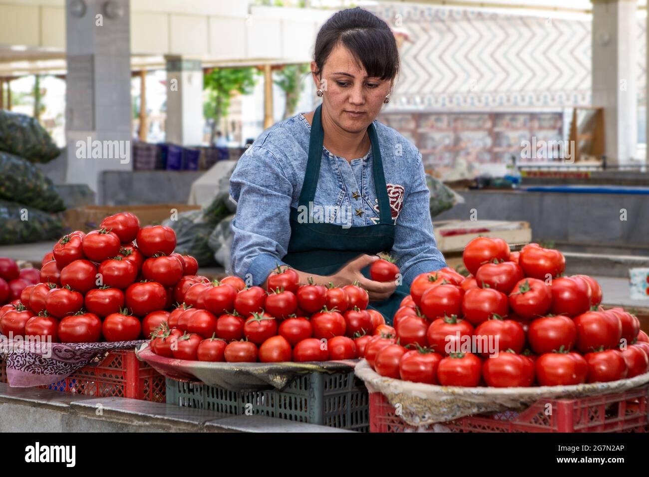 Siyob Bazaar, aka Siab Bazaar, Samarkand, Uzbekistan Stock Photo - Alamy