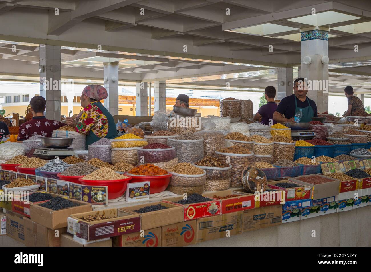 Siyob Bazaar, aka Siab Bazaar, Samarkand, Uzbekistan Stock Photo - Alamy