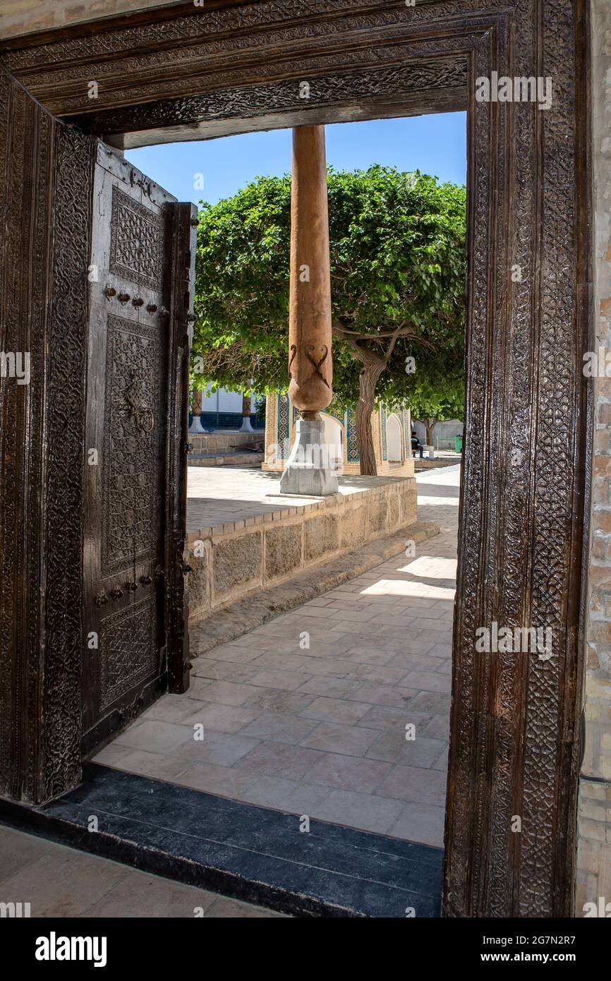 Gateway between tomb and rest of the complex, Baha-ud-Din Naqshband ...