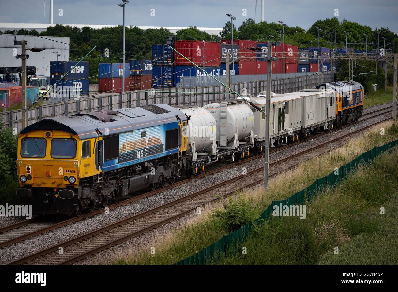 GB Railfreight Class 66 - 66771 and 66709 hauling a brand new ...