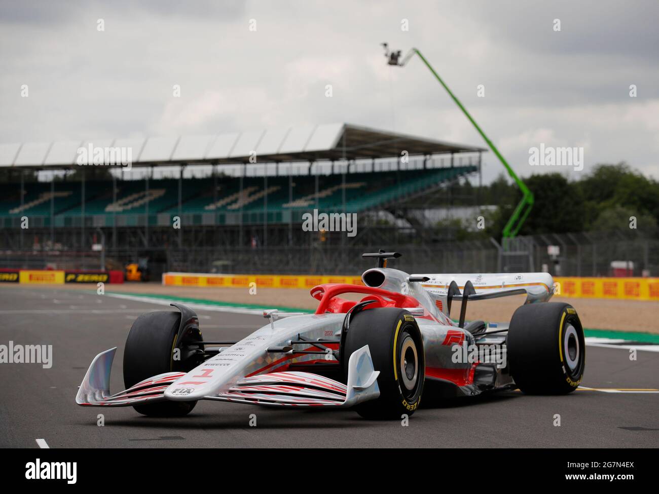 Car photoshoot hi-res stock photography and images - Alamy