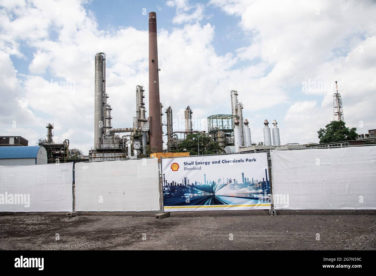 Wesseling, Deutschland. 02nd July, 2021. Shell Energy sign at Chemicals ...
