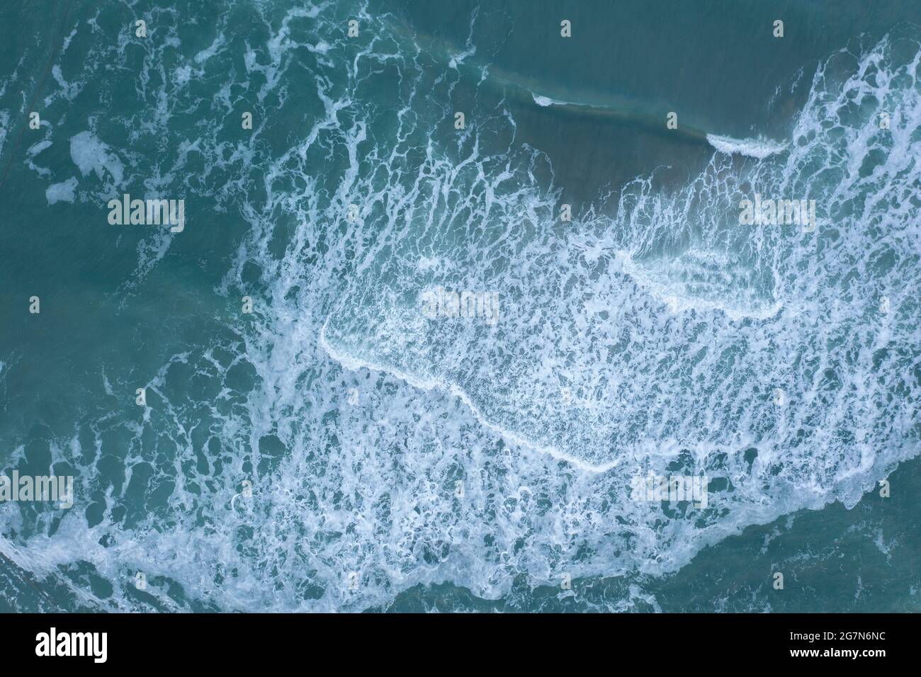 Wave strip hi-res stock photography and images - Alamy