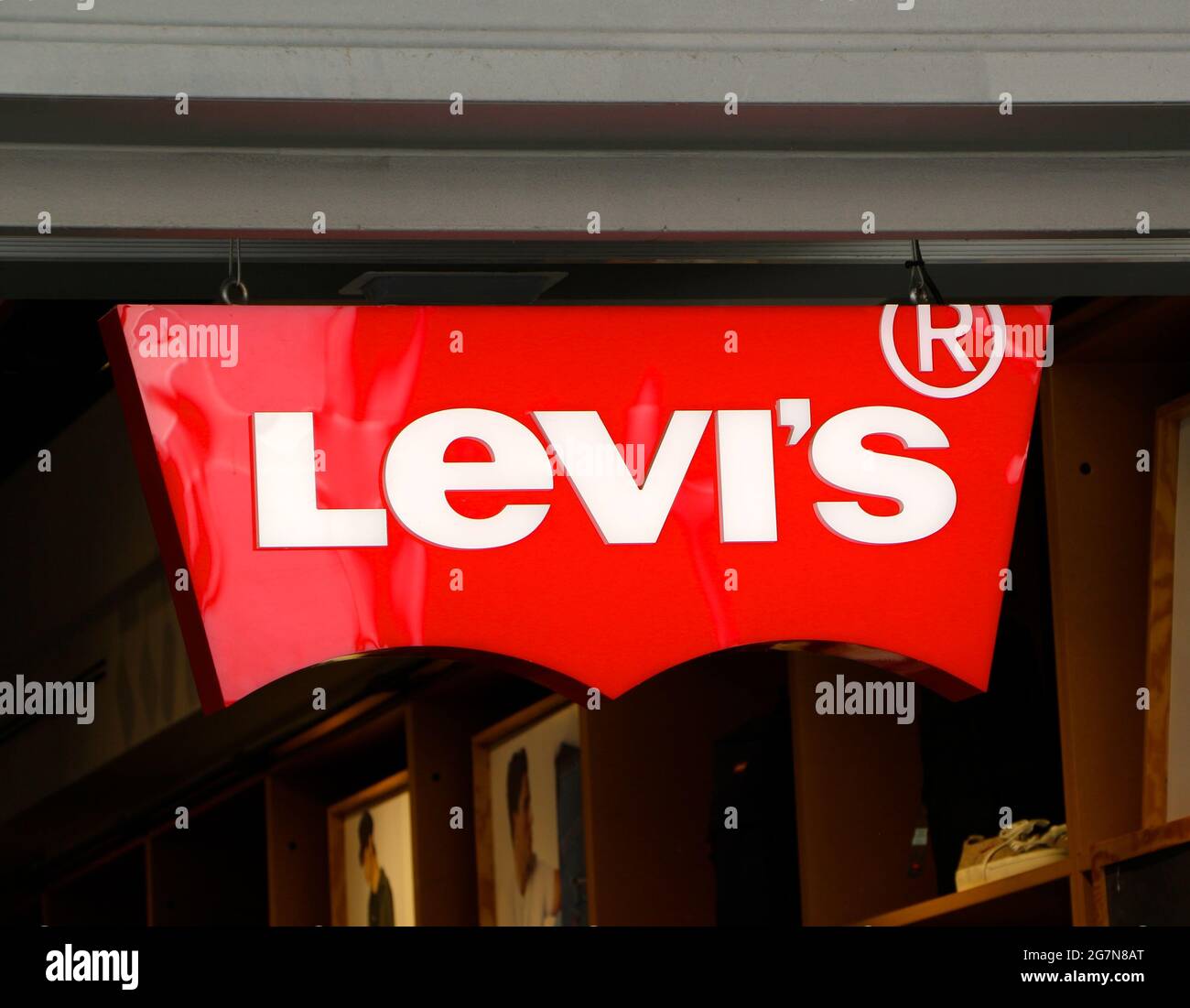 Fashion brand Levi's shop sign Stock Photo - Alamy
