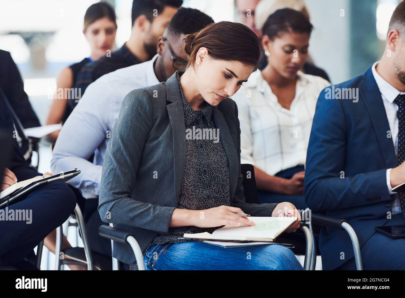Woman forget me not hi-res stock photography and images - Alamy