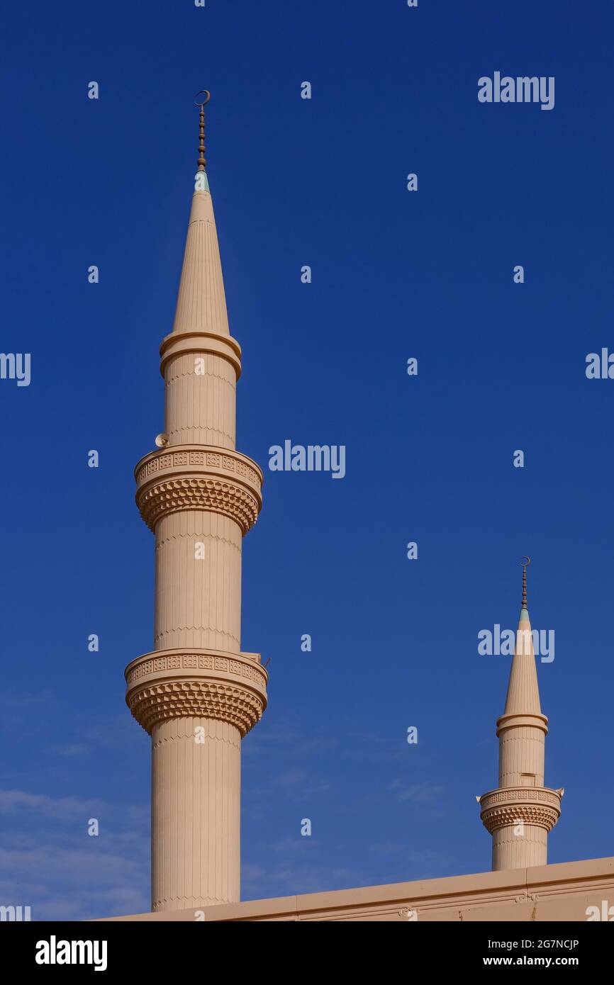 Elements of islamic architecture hi-res stock photography and images ...