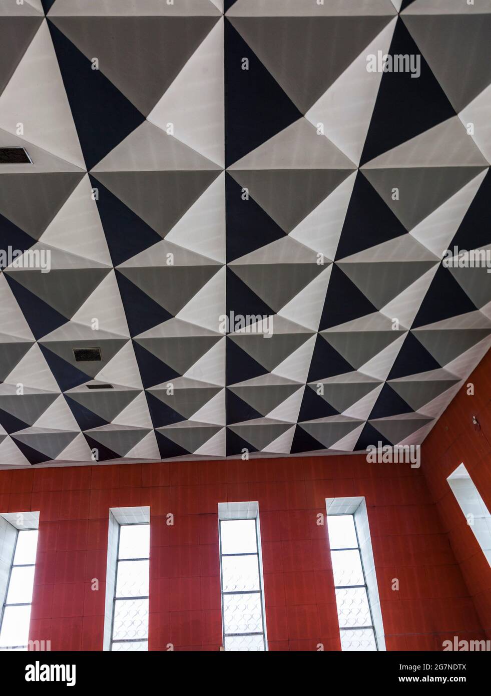 The spectacular pyramid like,geometric ceiling inside the Castlegate ...