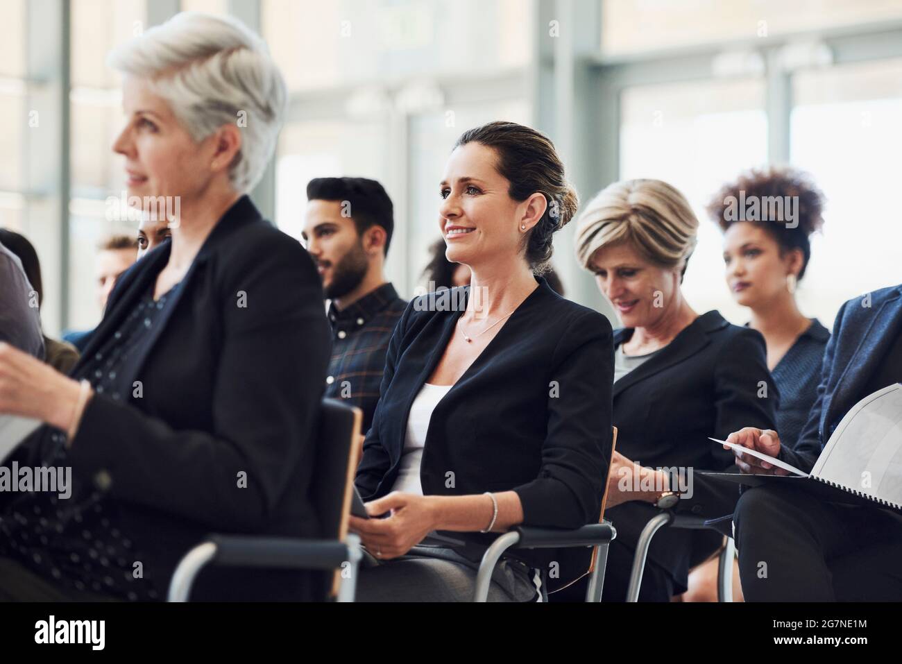 Expose’ group hi-res stock photography and images - Alamy