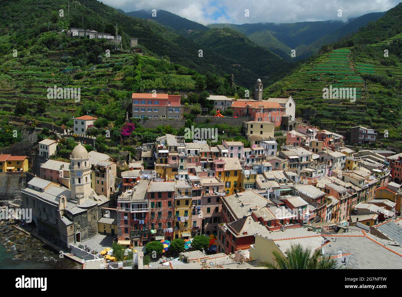Cinque Terre Italy: Monterosso, Vernazza, Corniglia, Manarola and ...