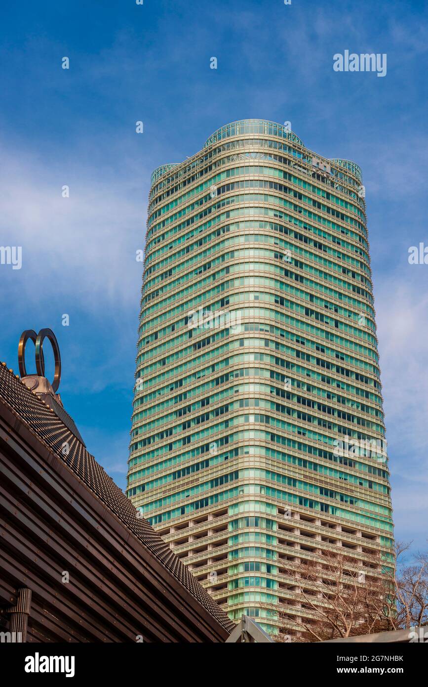 Modern architectures in Tokyo. The Ark Hills Sengokuyama Mori Tower and ...