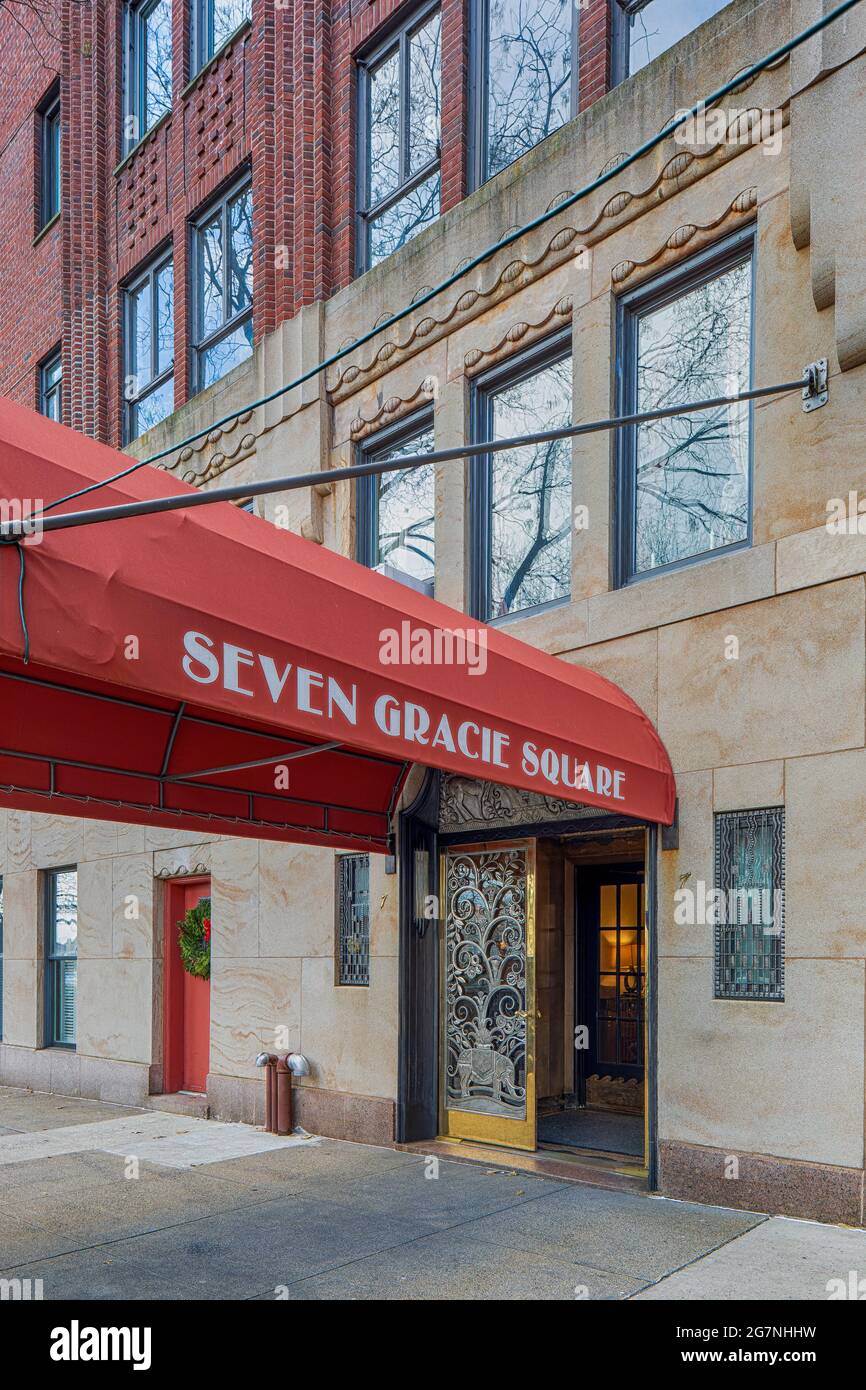 7 Gracie Square is an Art Deco cooperative with a stunning set of hand ...