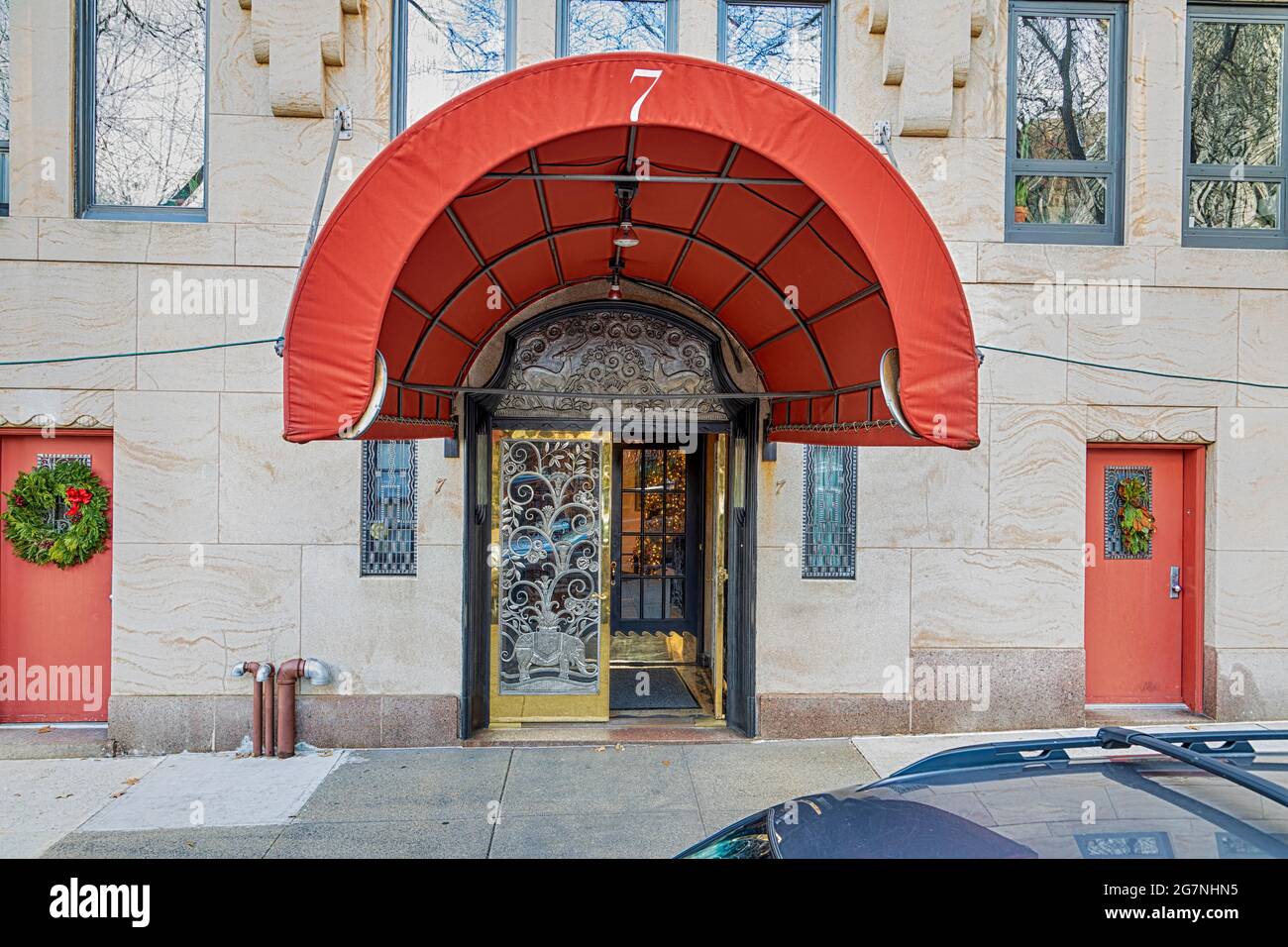 7 Gracie Square is an Art Deco cooperative with a stunning set of hand ...
