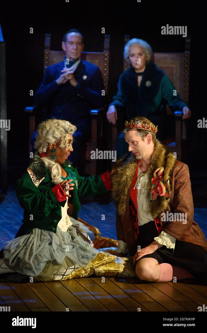 Hamlet play on stage hi-res stock photography and images - Alamy