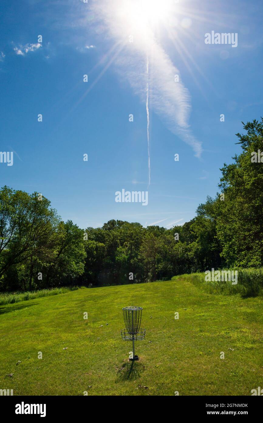 Disc golf hi-res stock photography and images - Alamy