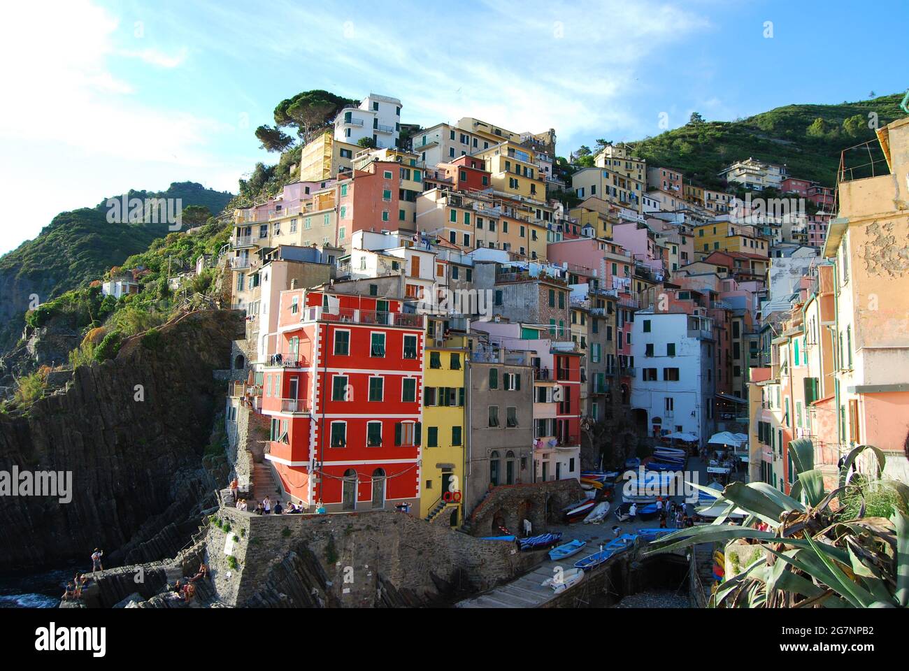 Cinque Terre Italy: Monterosso, Vernazza, Corniglia, Manarola and ...