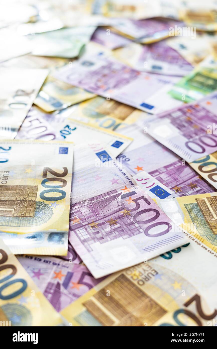 Money currency hi-res stock photography and images - Alamy