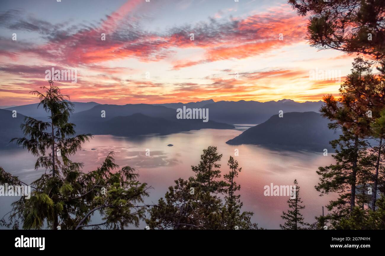 Tunnel Bluffs Hike, in Howe Sound, North of Vancouver, British Columbia ...