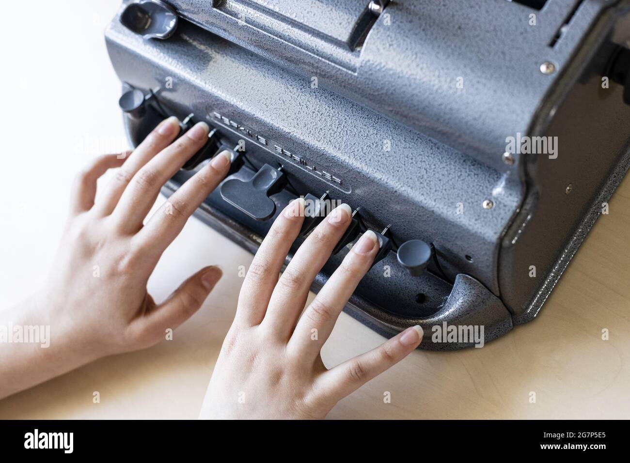 Typewriter keyboard layout hi-res stock photography and images - Alamy