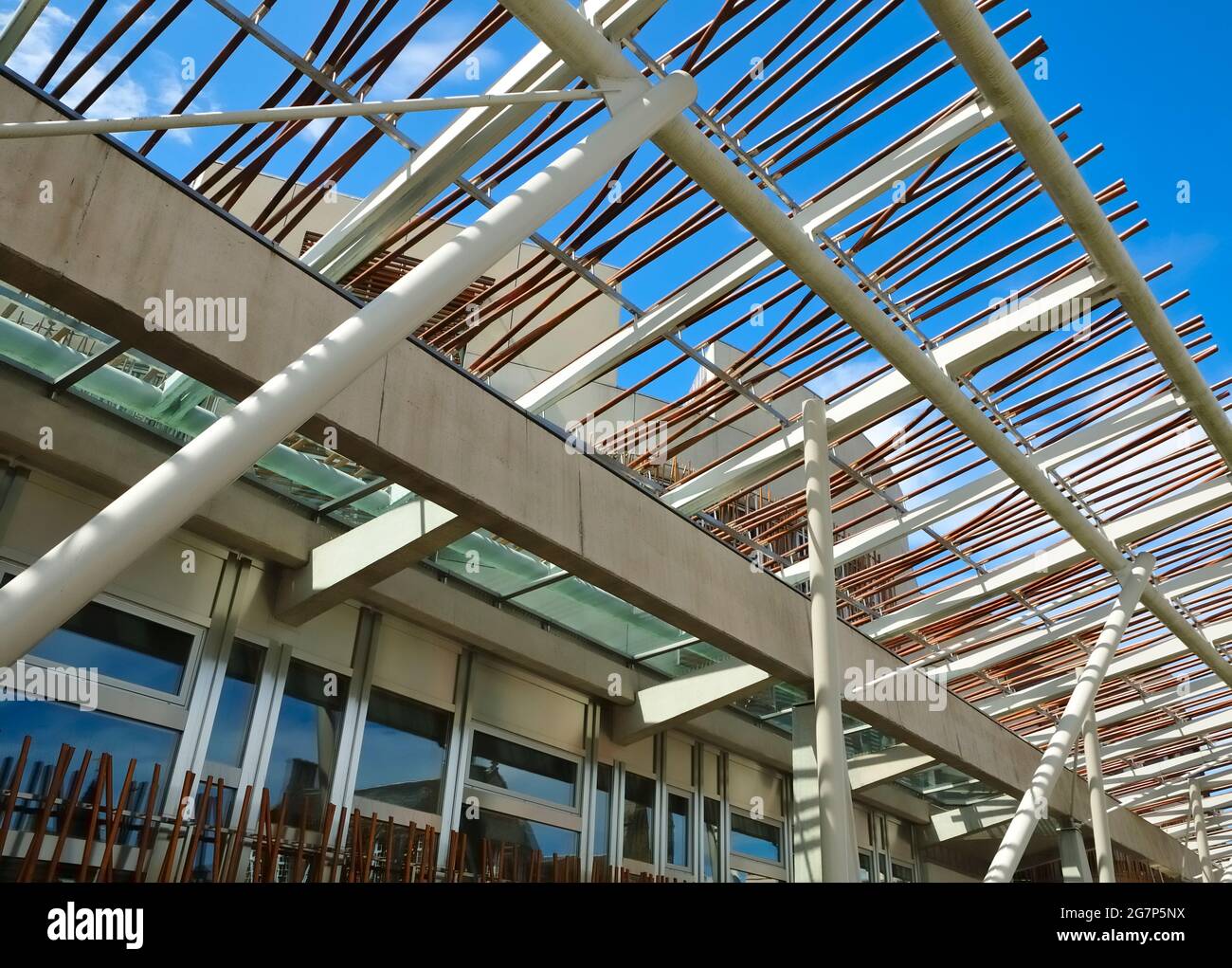 Concrete canopy hi-res stock photography and images - Alamy