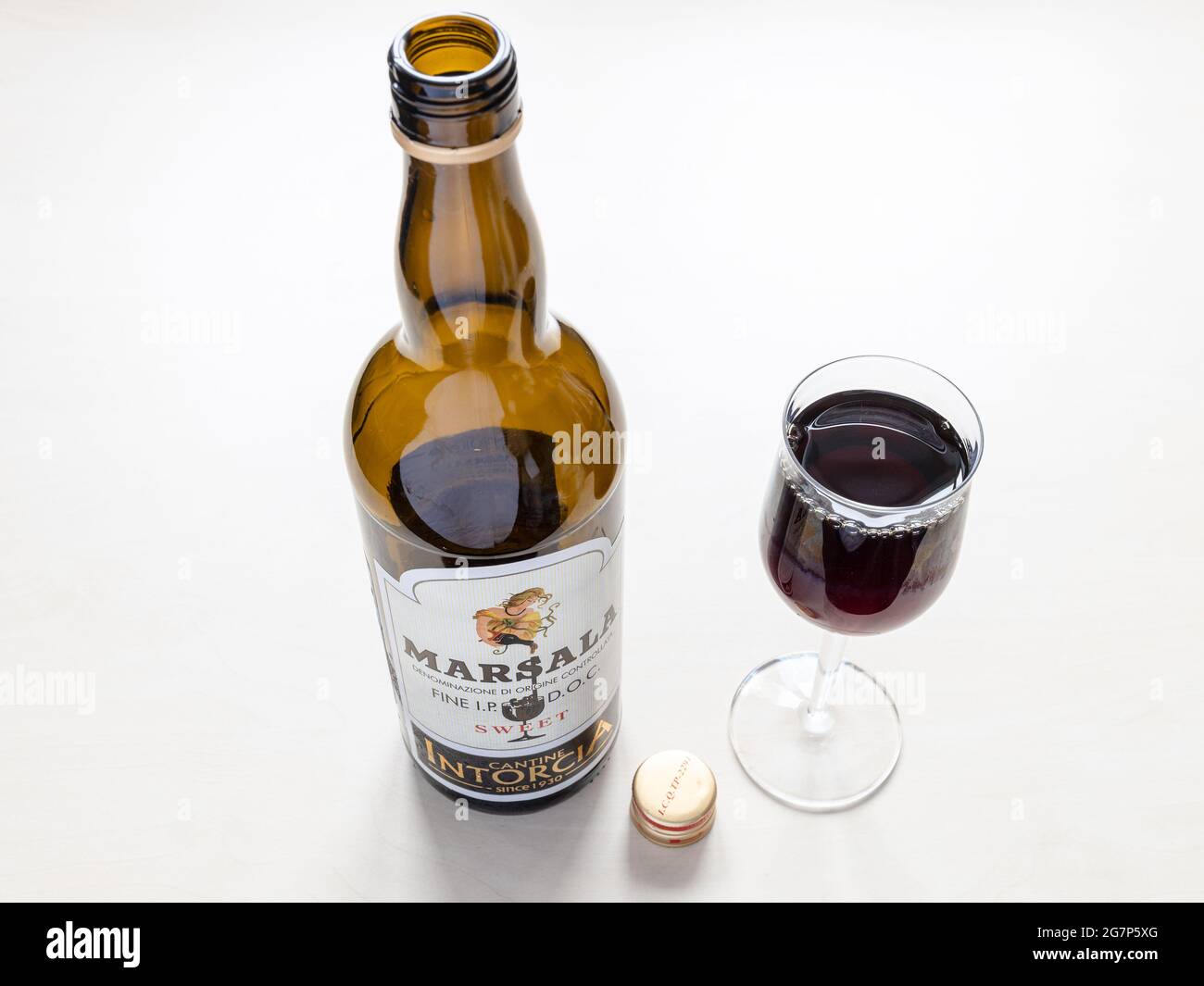 Glass of marsala wine hi-res stock photography and images - Alamy
