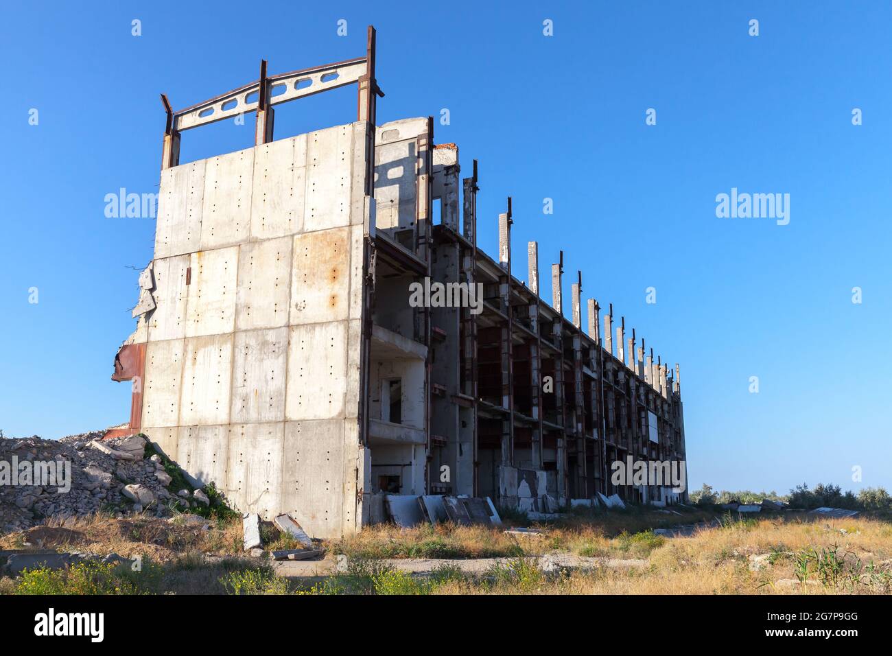 Atomic building hi-res stock photography and images - Alamy