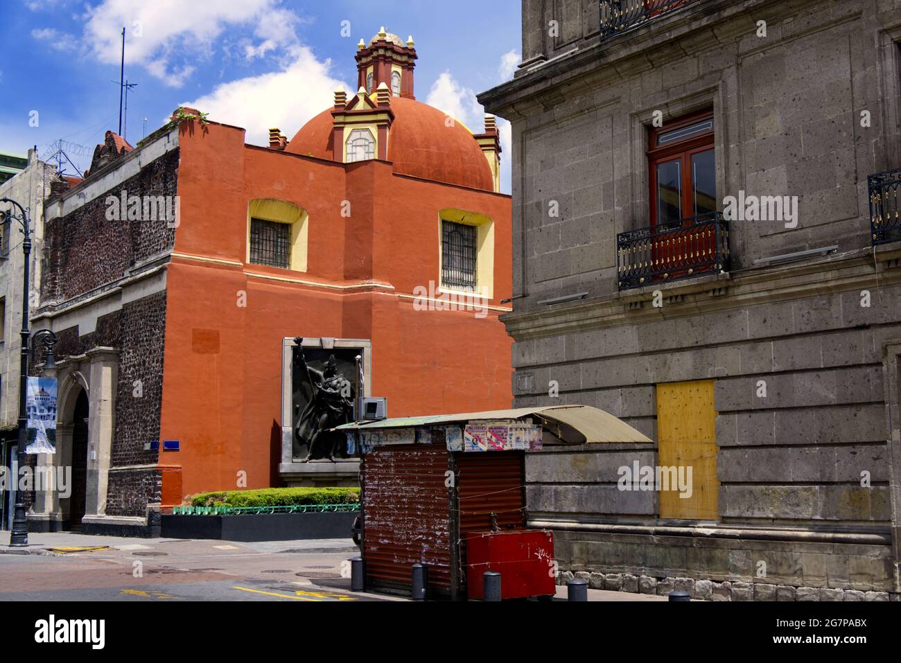 Mexico City - Calle Tacuba Buildings Stock Photo - Alamy
