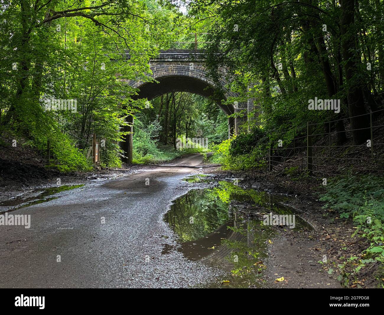 Victorian bridge architecture hi-res stock photography and images - Alamy