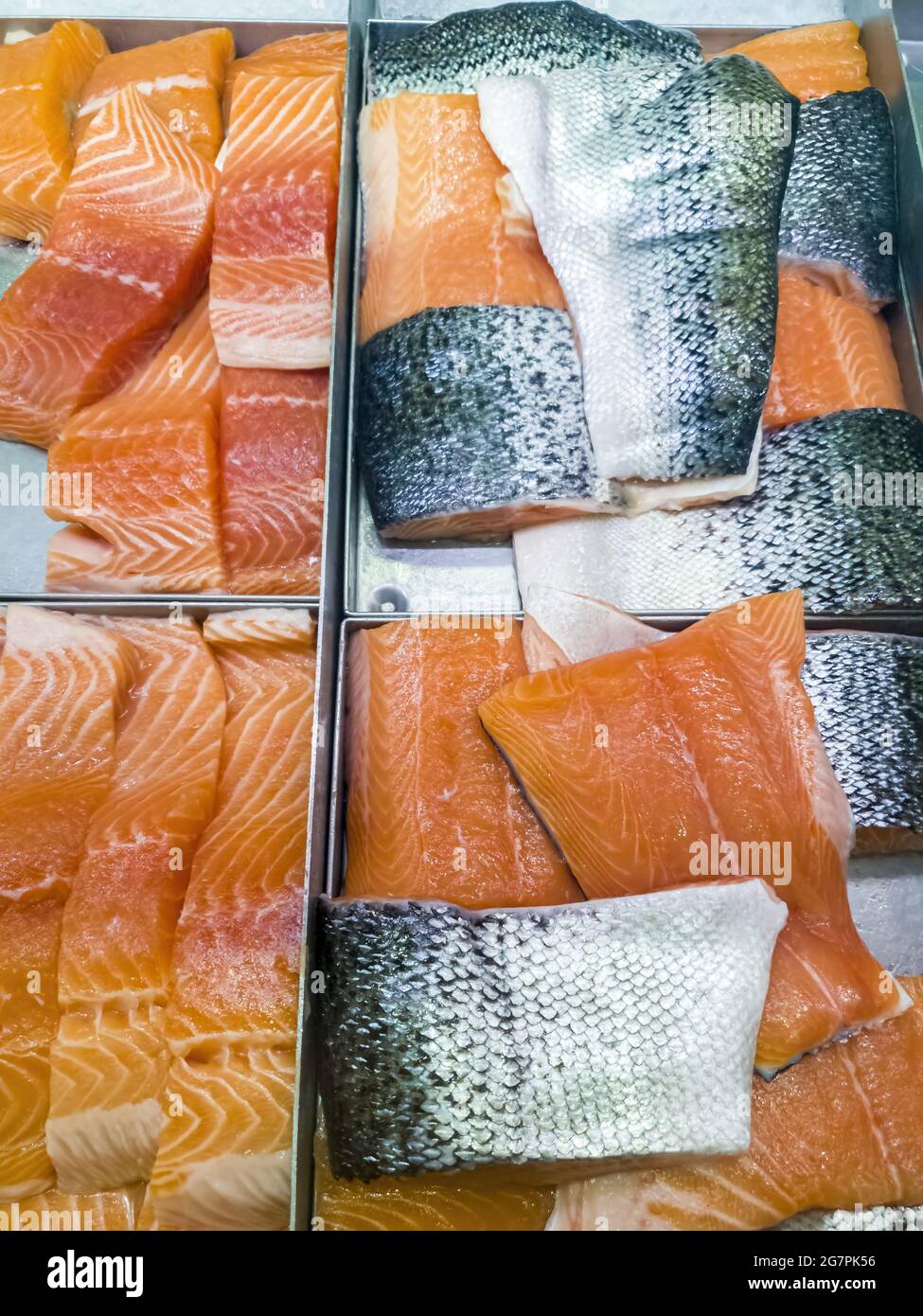 Fresh Salmon Fish Cutting