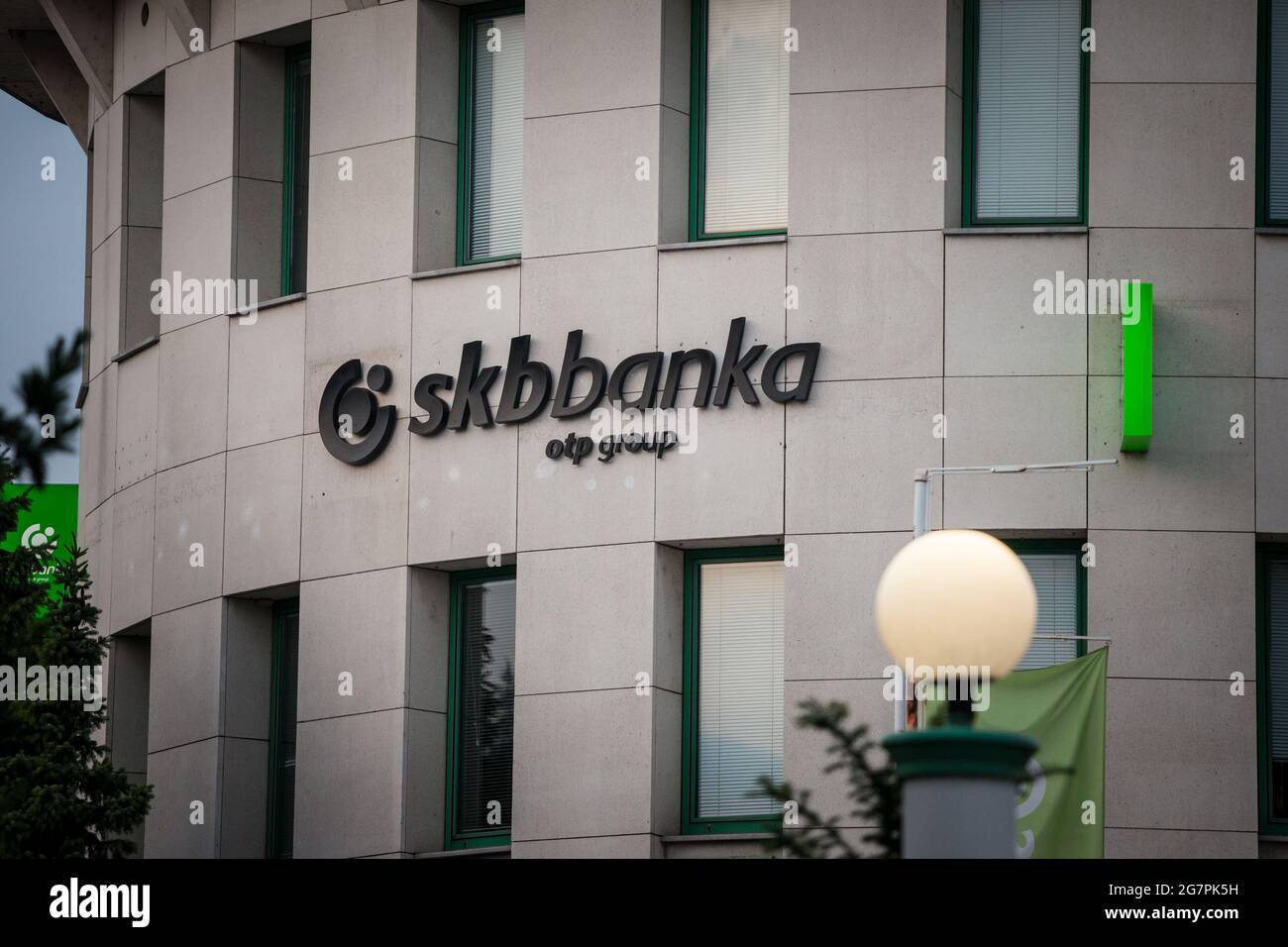 Skb logo hi-res stock photography and images - Alamy