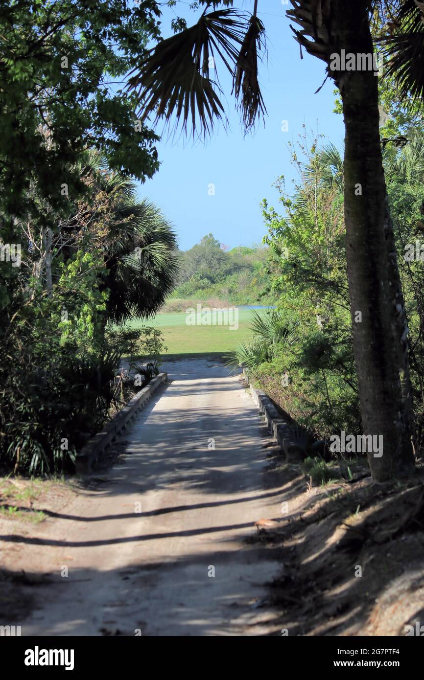 Golf cart pathway hi-res stock photography and images - Alamy