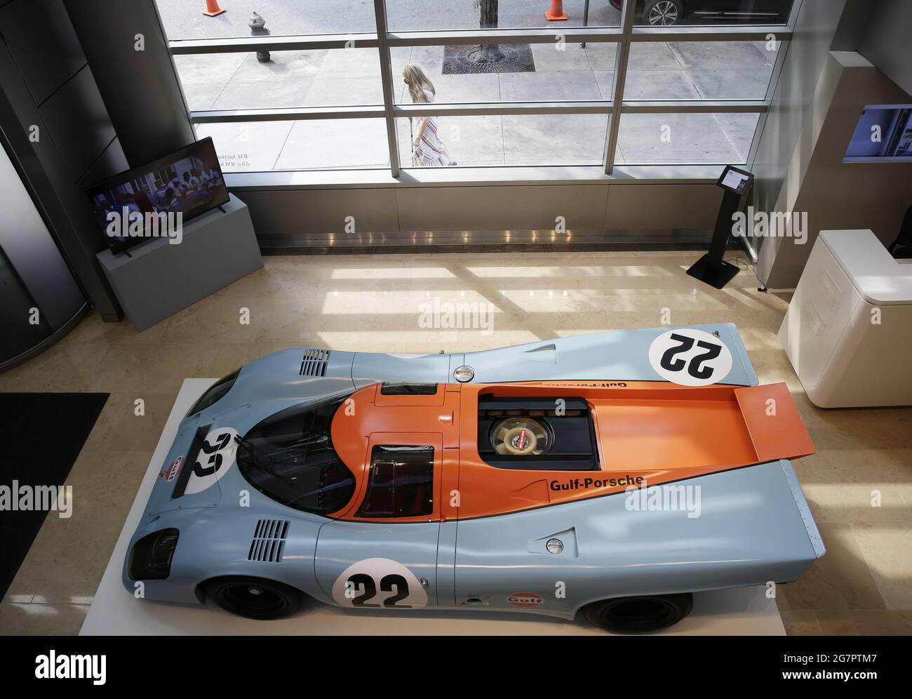 Porsche 917 auction hi-res stock photography and images - Alamy
