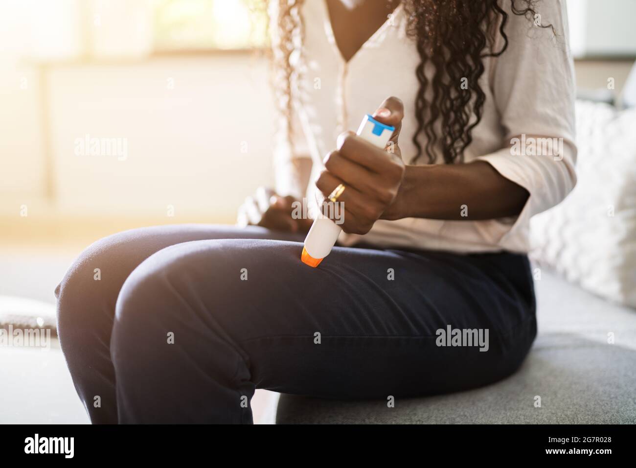 Epinephrine injection hi-res stock photography and images - Alamy