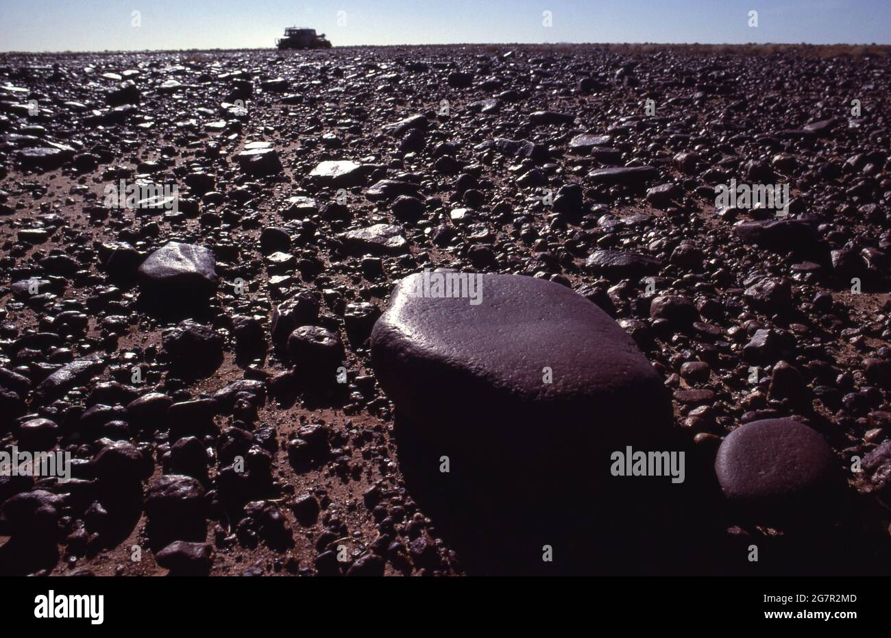 THE GIBBER DESERT (COOBER PEDY TO ANNA CREEK ROAD) SOUTH AUSTRALIA ...