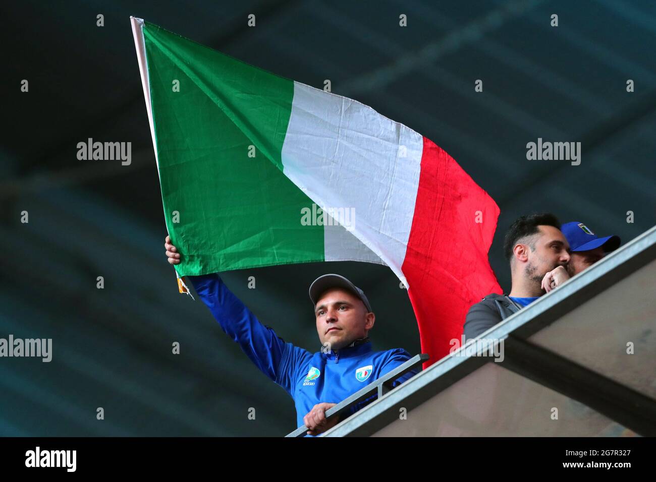 Football fan flag italy hi-res stock photography and images - Alamy