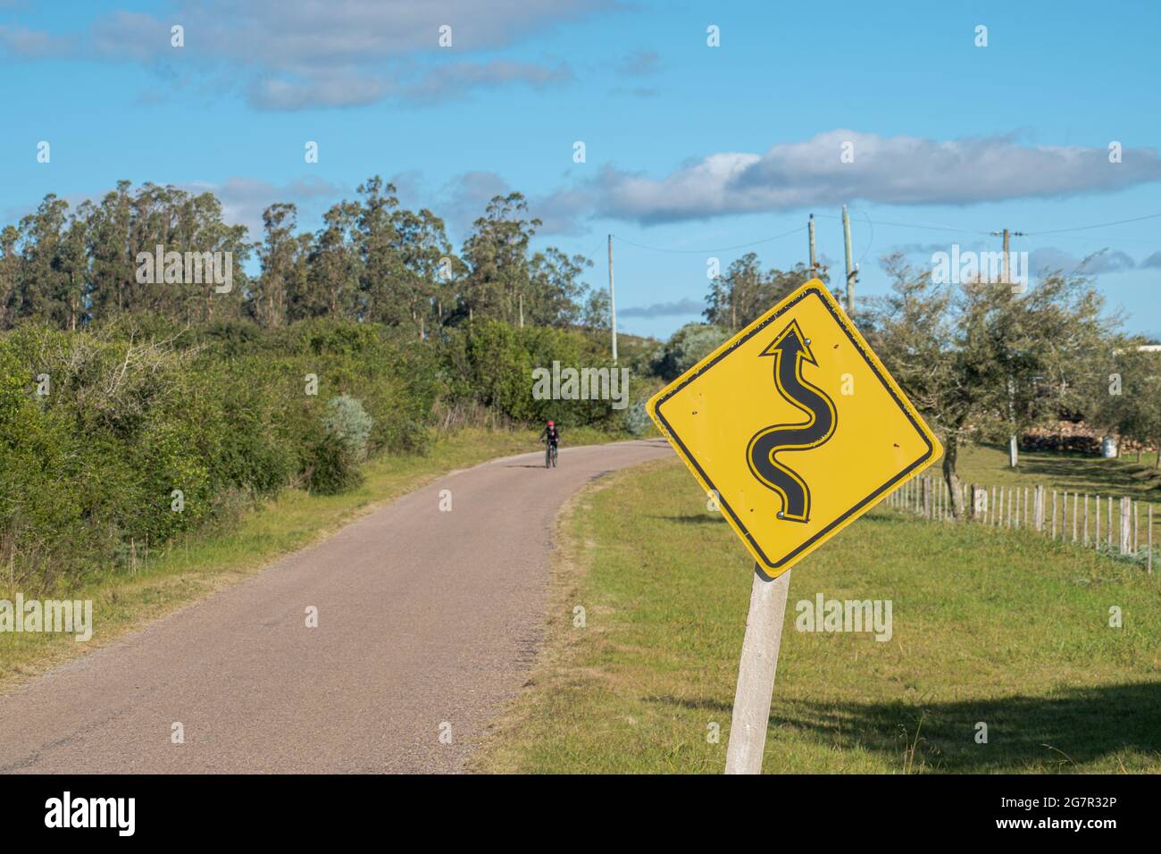 Twisty road warning sign hi-res stock photography and images - Alamy