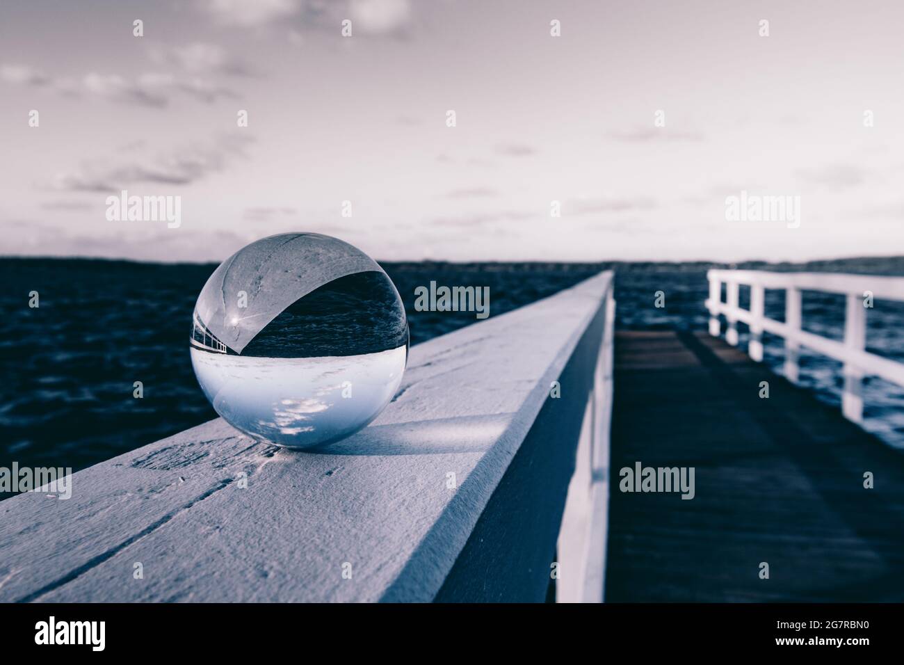 Sea glass art hi-res stock photography and images - Alamy