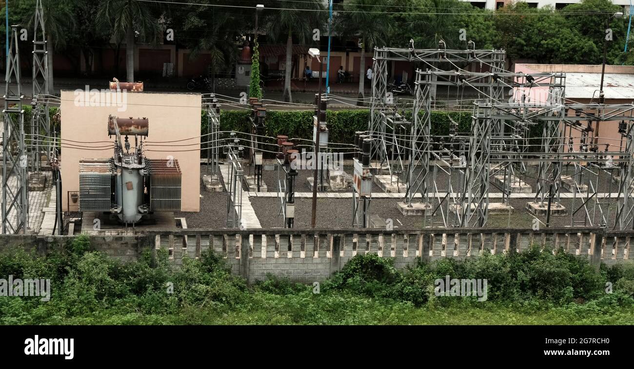 Electrical Transformer, transformer station, electrical distribution ...