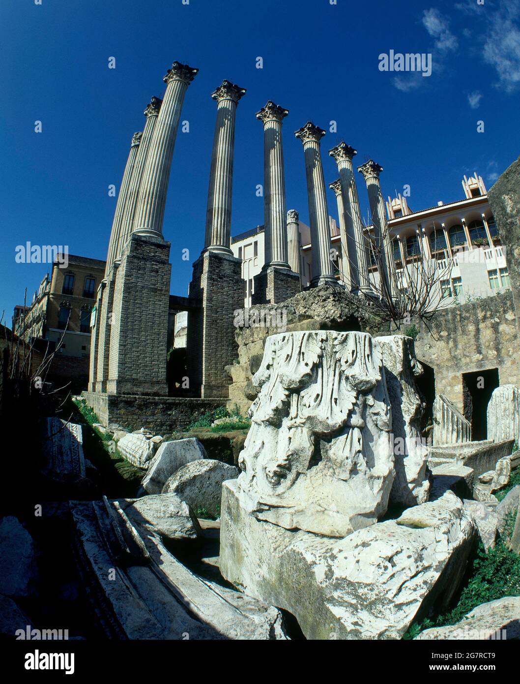 TEMPLO ROMANO-EXCAVACION-CAPITELES. Location: TEMPLO DE CLAUDIO MARCELO ...