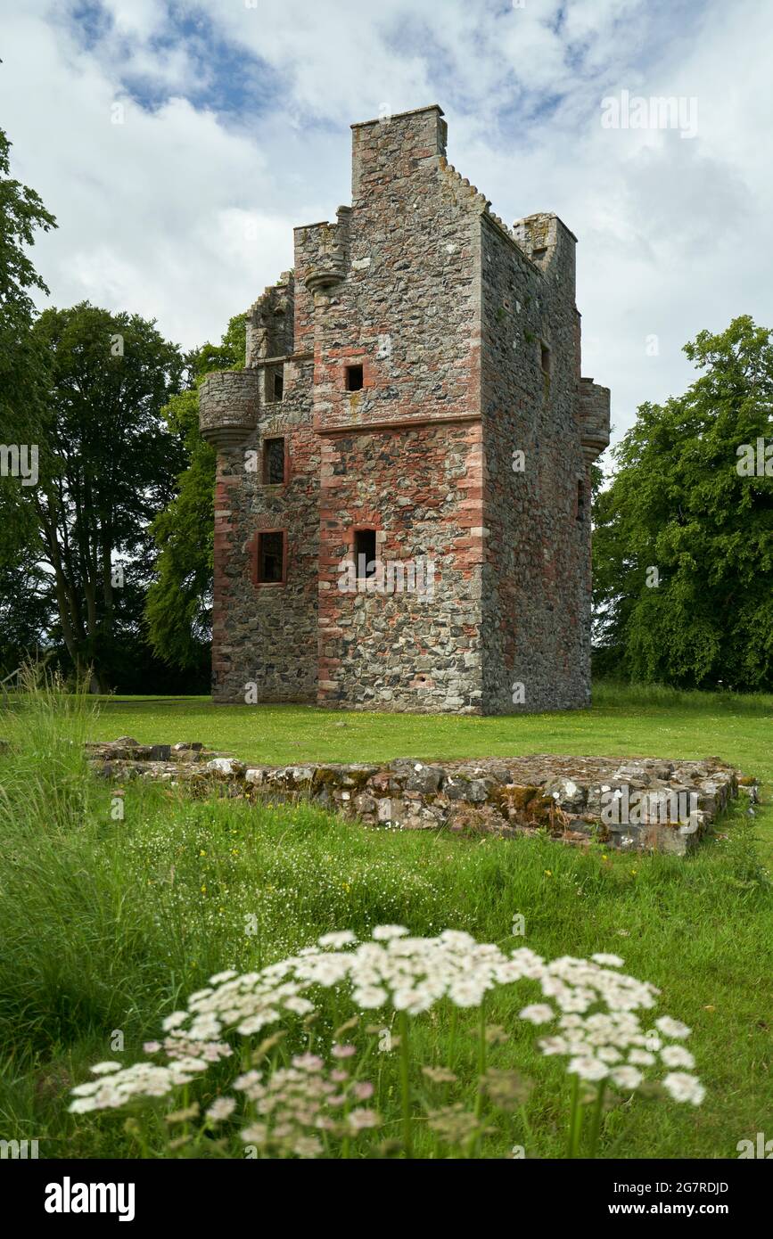 16th century tower house hi-res stock photography and images - Alamy