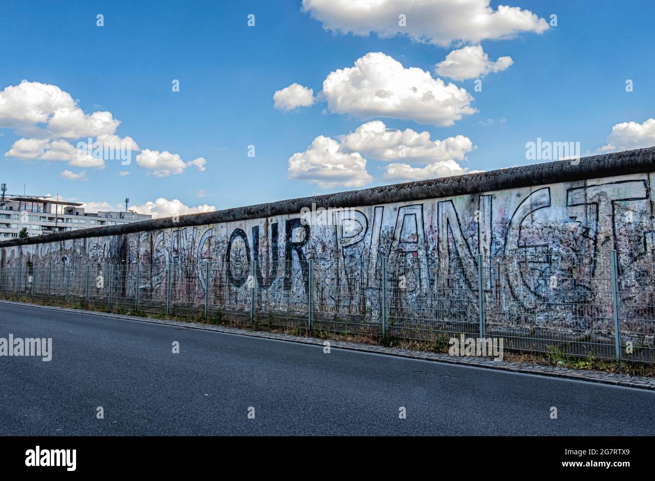 Remains of Berlin Wall with 'save our planet graffiti' in ...