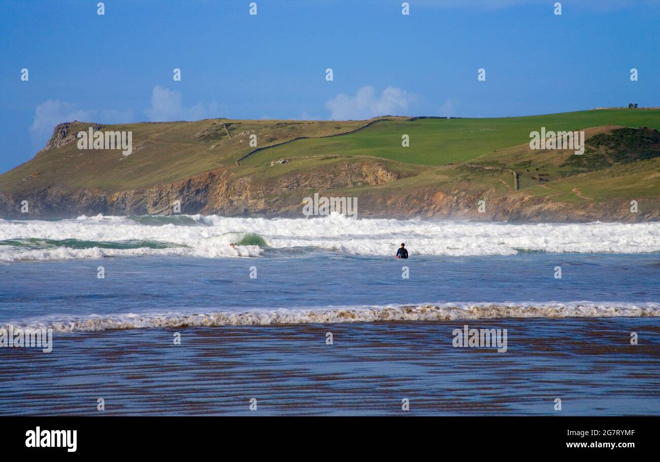 surf at polzeath on the north cornwall coast Stock Photo - Alamy