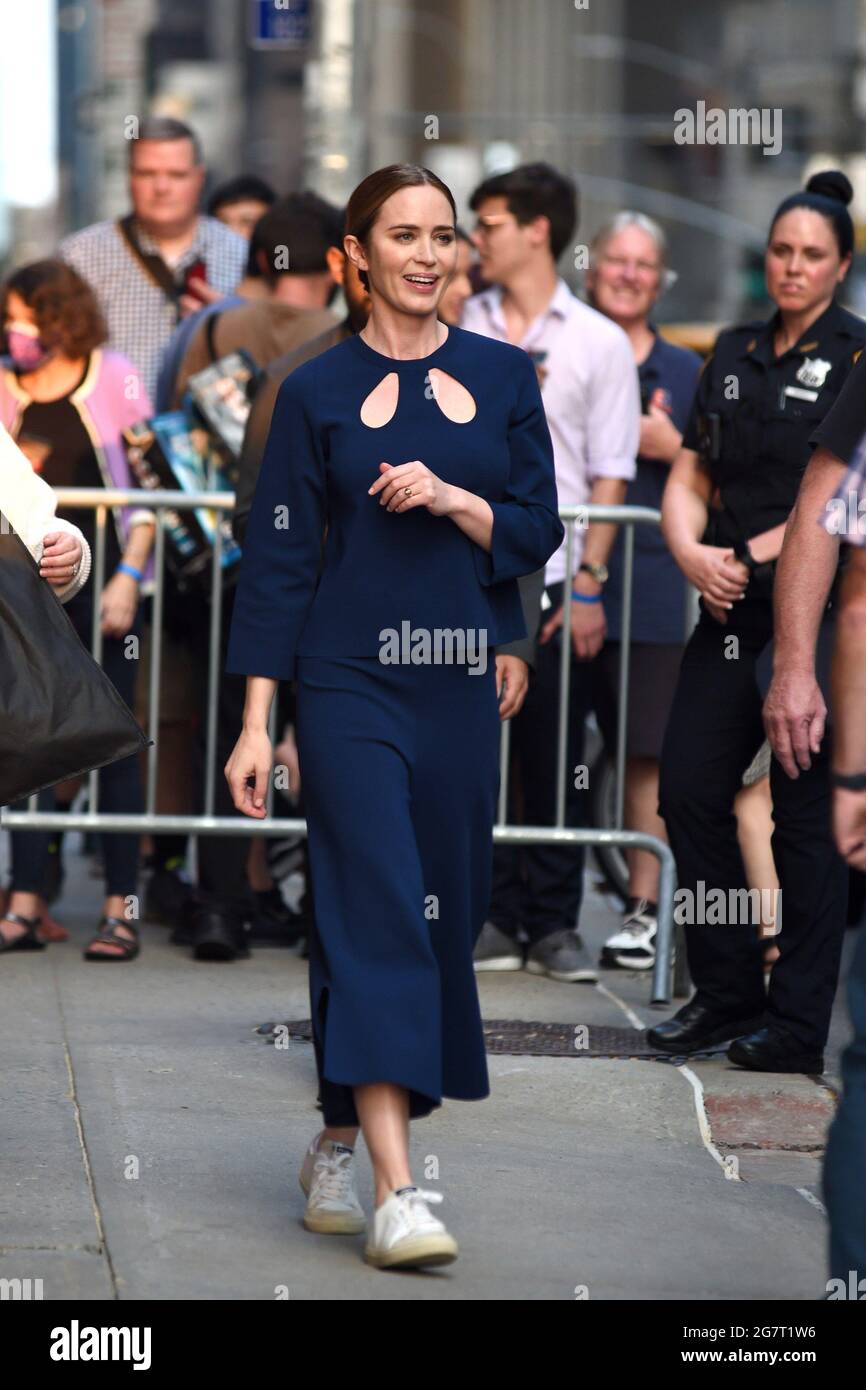 Emily Blunt, The Late Show with Stephen Colbert out and about for ...