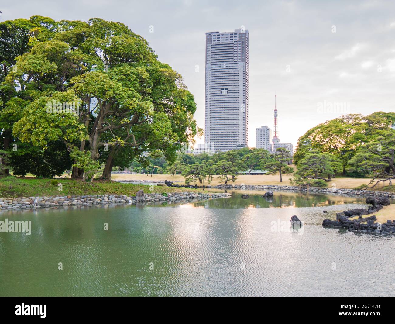 Hama rikyu spring hi-res stock photography and images - Alamy
