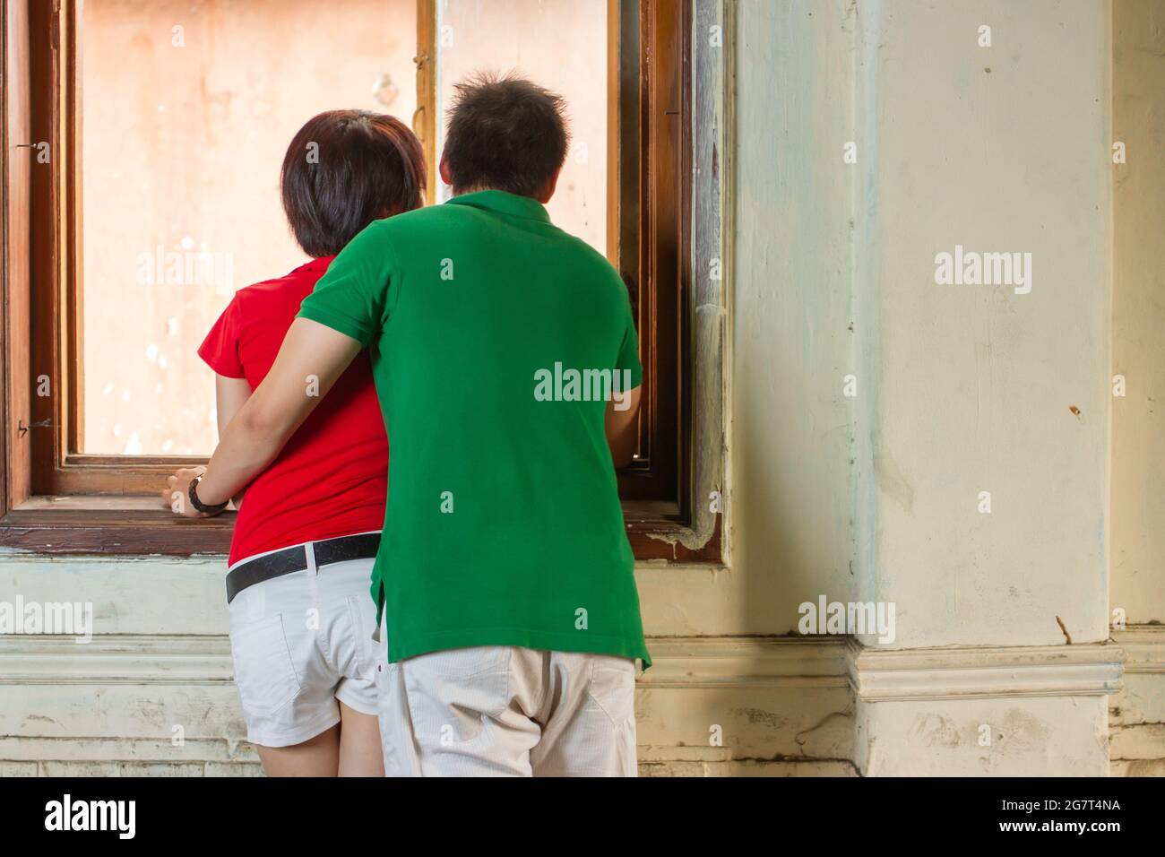Red and green shirts hi-res stock photography and images - Alamy