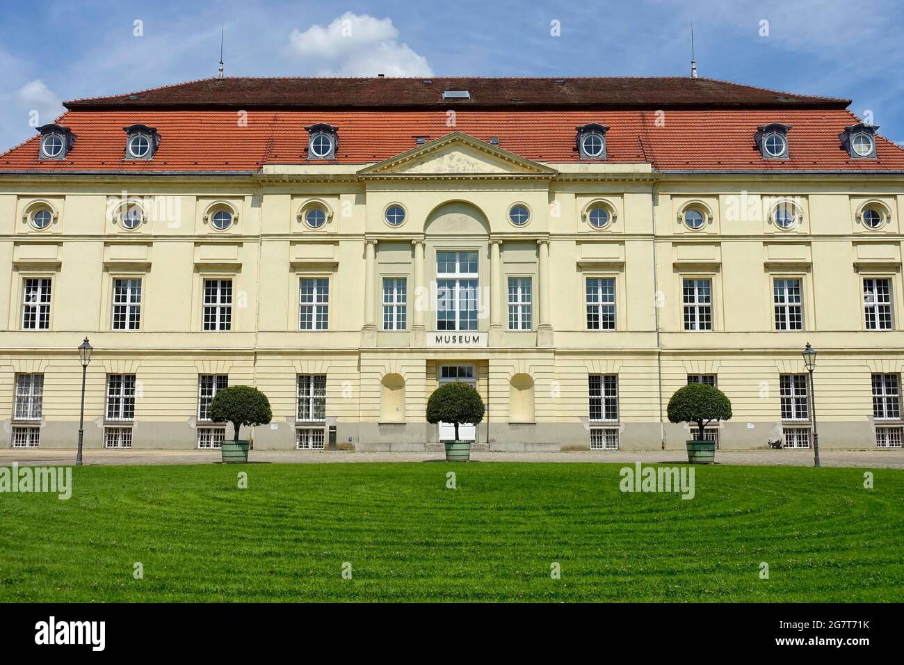 Berlin castle 17th century hi-res stock photography and images - Alamy