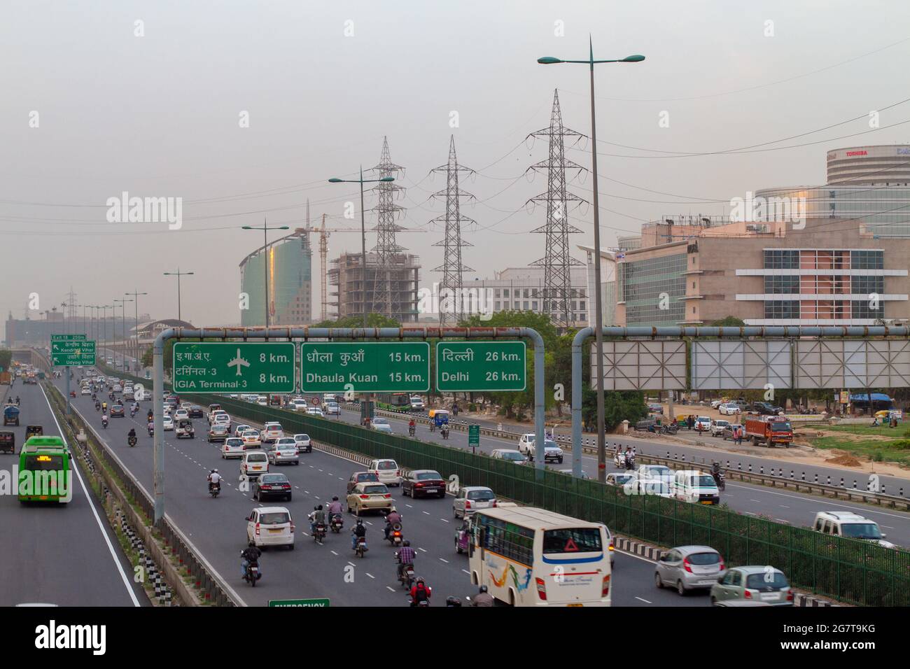 Nh8 national highway 8 hi-res stock photography and images - Alamy