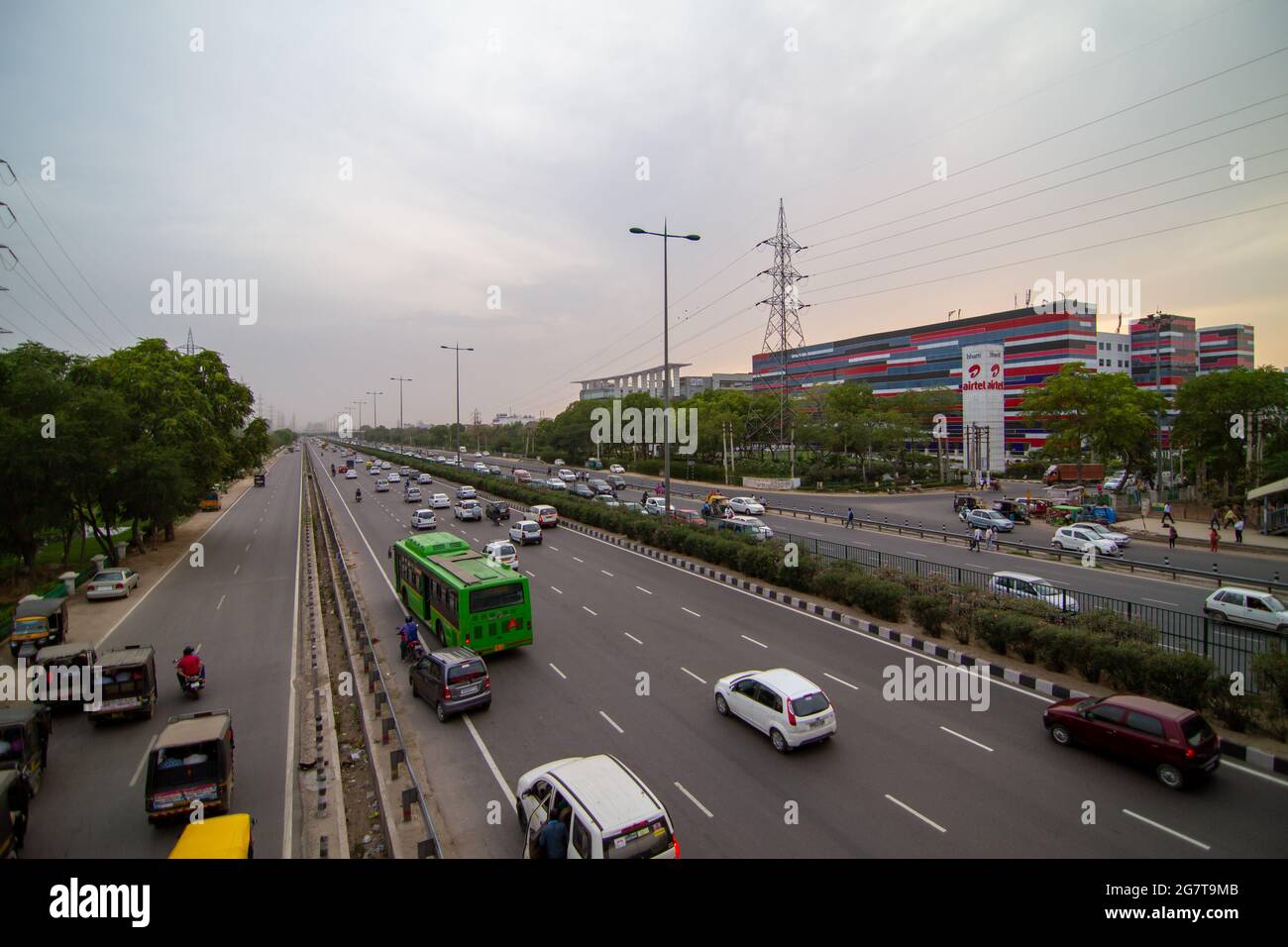 Nh8 national highway 8 hi-res stock photography and images - Alamy